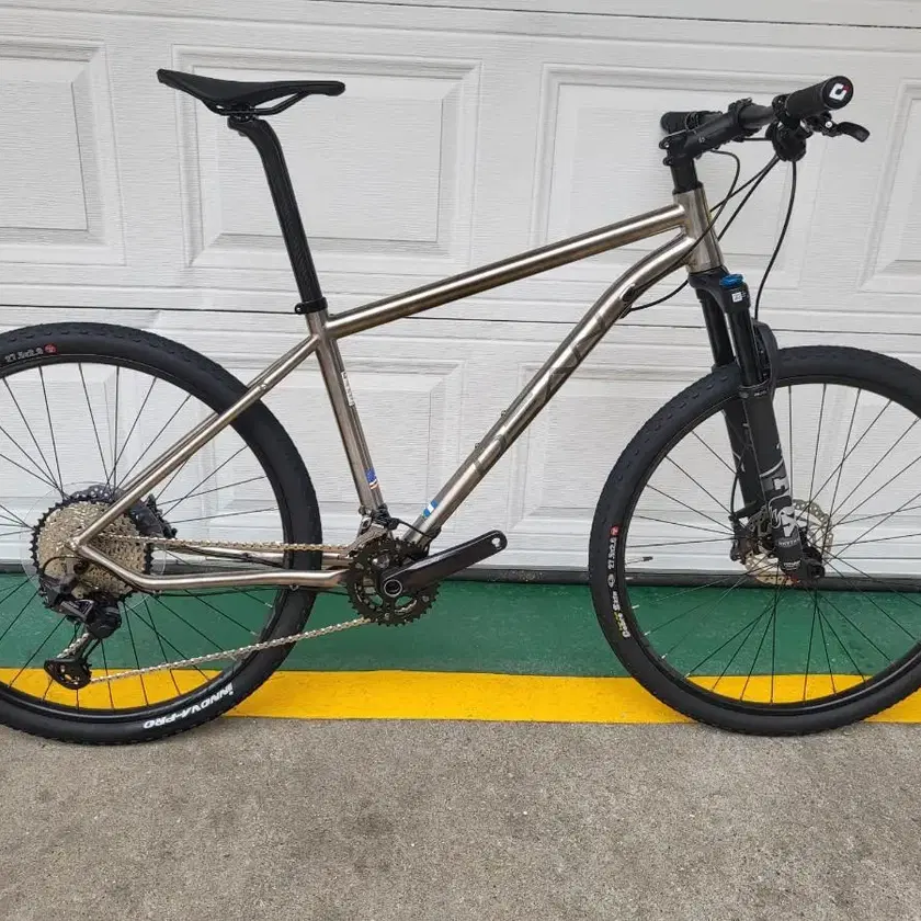 SHIMANO | 시마노 Titanium Bicycles MTBBikes MTVBikes SHIMANO XT Water ...