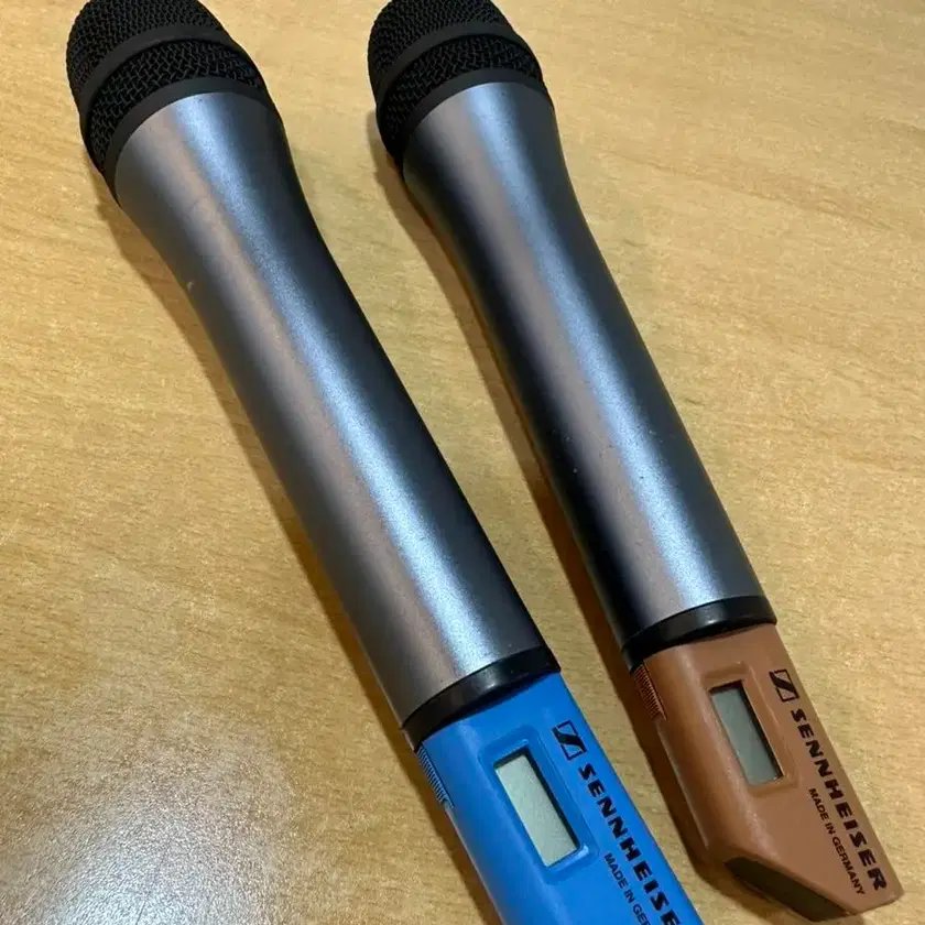 Xenon SKM 3000 high-end wireless microphone on Bunjang Global Site.