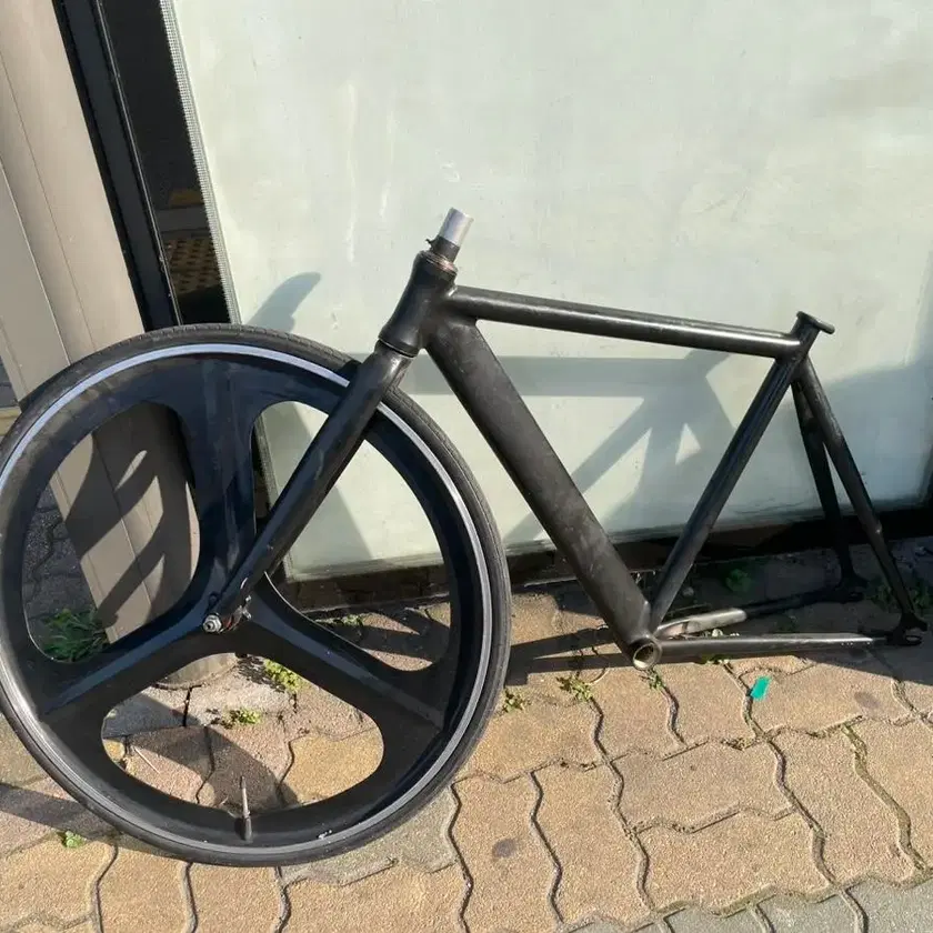 Bike PIXI frame sold #픽시,#프레임,#프레임셋,#바이큰 on Bunjang Global Site.