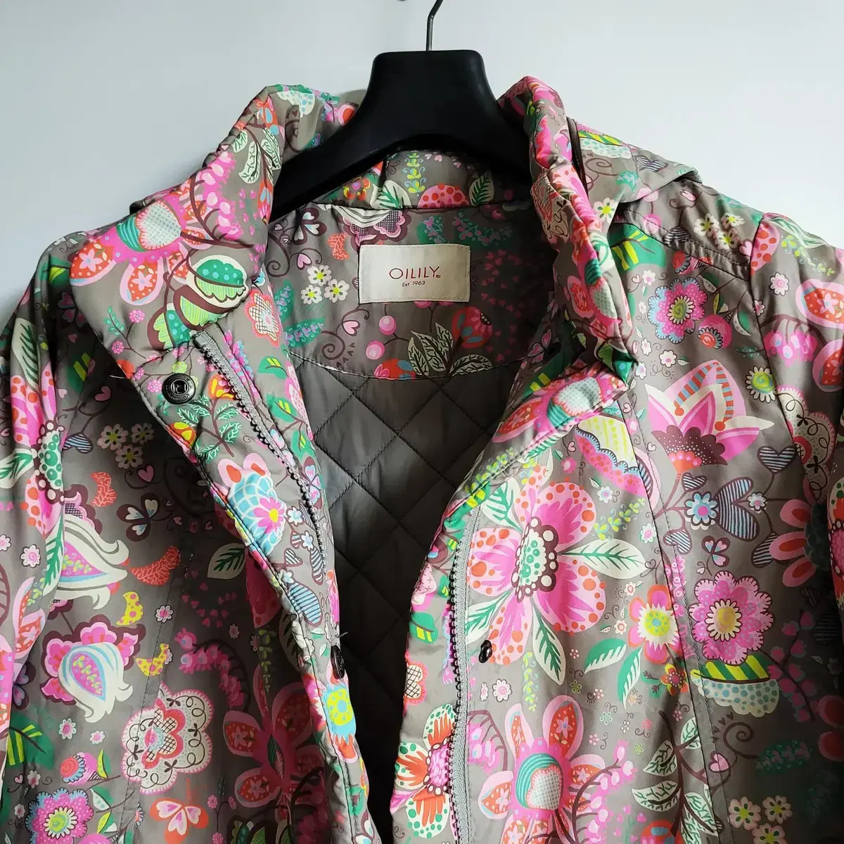 OILILY Padded Jacket/Coat 오일릴리,오일릴리패딩,오일릴리가방 on Bunjang with safe ...