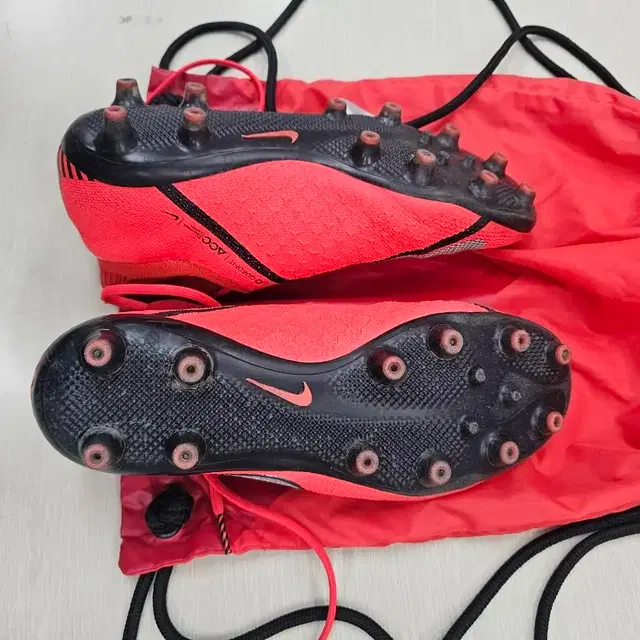 나이키 축구/풋살화 #나이키,#팬텀,#엘리트,#265,#AG on Bunjang Global Site.