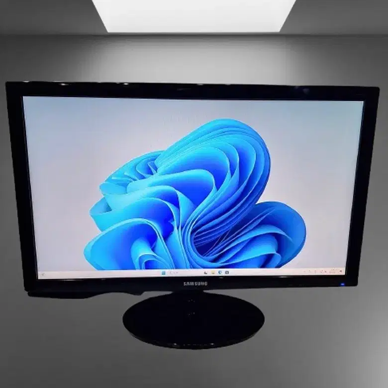 SAMSUNG | 삼성 Samsung 24-inch Monitor FHD LED LS24D300 #컴퓨터,#모니터 on ...