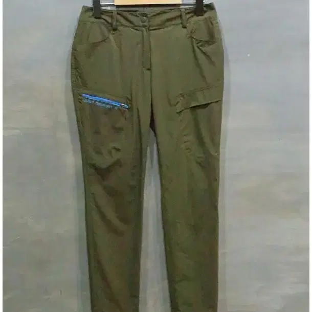 [26] JDX Performance Cargo Golf Pants #여름골프바지,#하계골프바지,#여름골프팬츠,#제이디엑스,#67사이즈 on Bunjang Global Site.