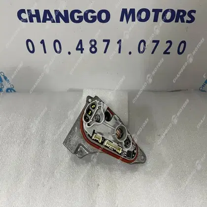 AUDI Car Part 아우디Q8전조등,아우디Q8헤드램프,Q8헤드라이트,Q8테일램프,아우디Q8중고부품 on Bunjang ...