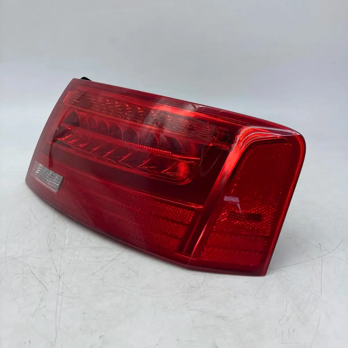 AUDI Car Part 아우디A5테일램프,A5중고테일램프,A5중고후미등,아우디A5후미등,아우디A5중고부품 on Bunjang ...