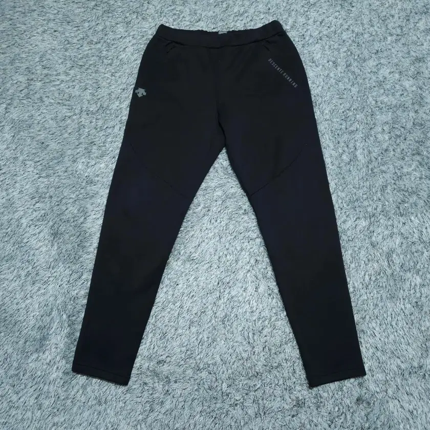 DESCENTE Training/Jogger Pants [object Object],[object Object],[object Object],[object Object ...
