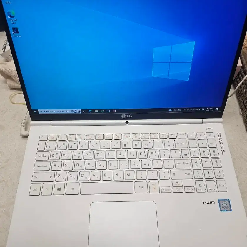 LG Laptop/Netbook LG그램,15인치,새배터리 on Bunjang Global Site.