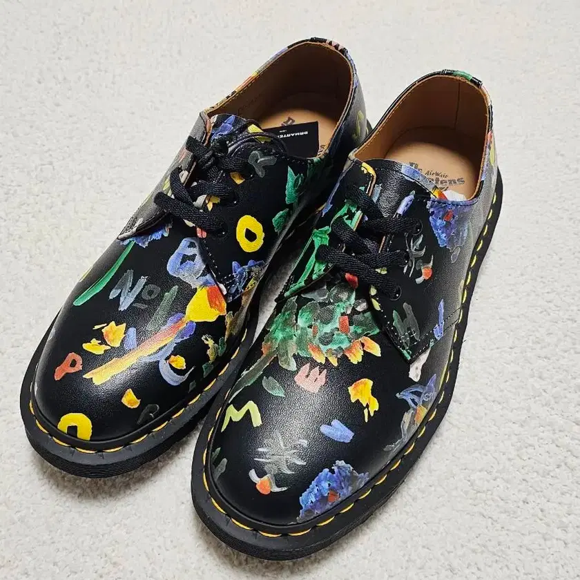 Dr. Martens 1461 Supreme Yogi 250 Black (Lightning Fei Welcomed) #닥터마틴,#슈프림,#요지,#28011001 on ...