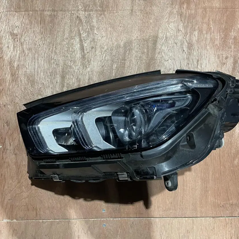 MERCEDES-BENZ Car Part 씨더블유파츠,수입차중고부품,gle라이트,gle범퍼,gle중고후미등 on Bunjang ...