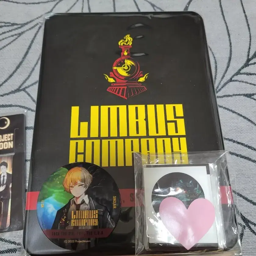 Robotomie Lao Llew Limbus Pmun goods sells on Bunjang Global Site.