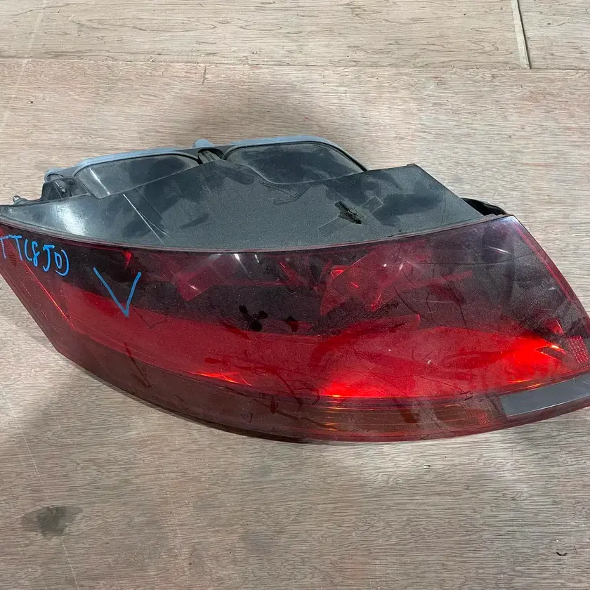 AUDI | 아우디 Audi TT 8J rear lamp tail lamp #씨더블유파츠,#아우디tt후미등,#아우디a7후미등 ...