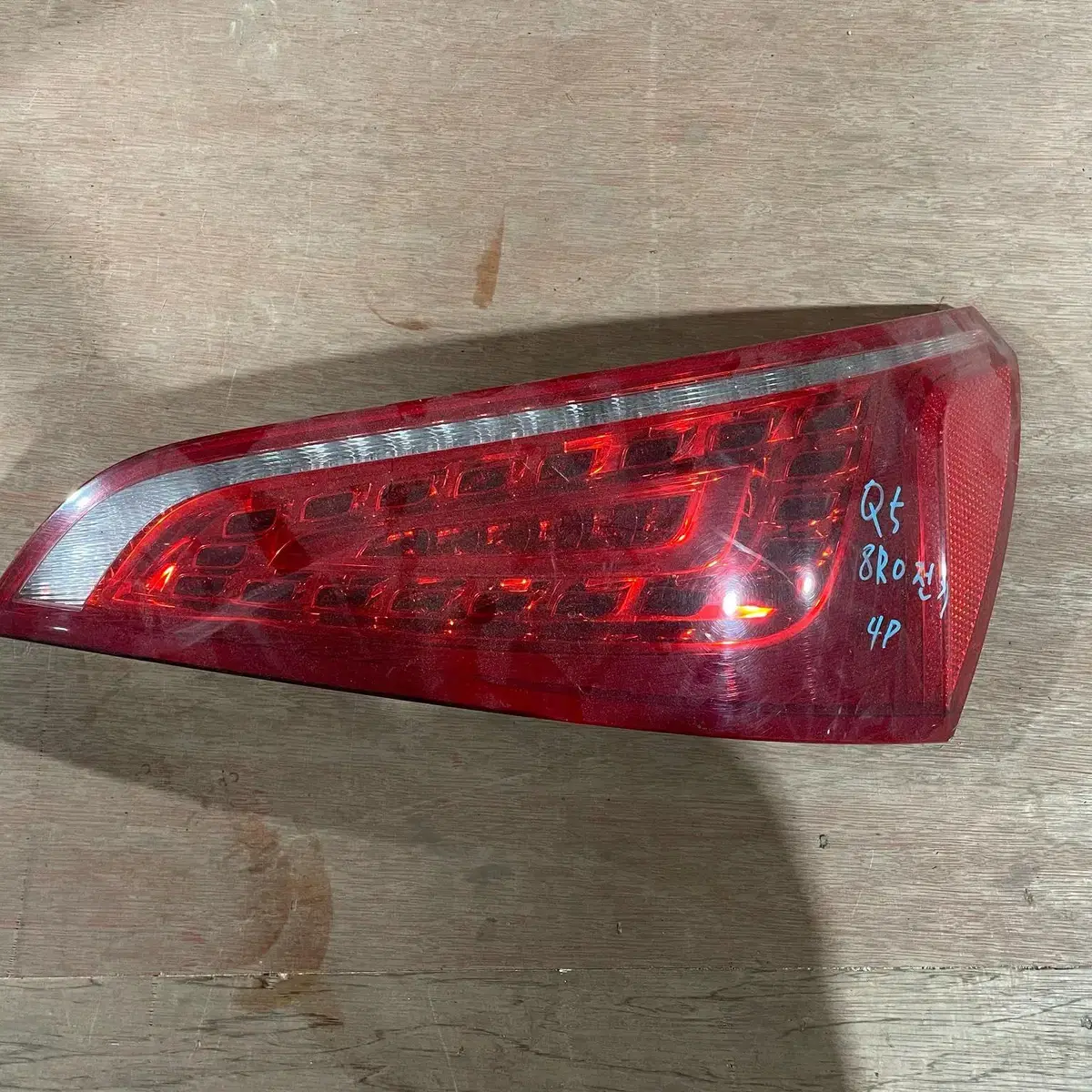 AUDI Car Part 씨더블유파츠,아우디Q5후미등,아우디A6후미등,아우디A7휀다,아우디Q5라이트 on Bunjang ...