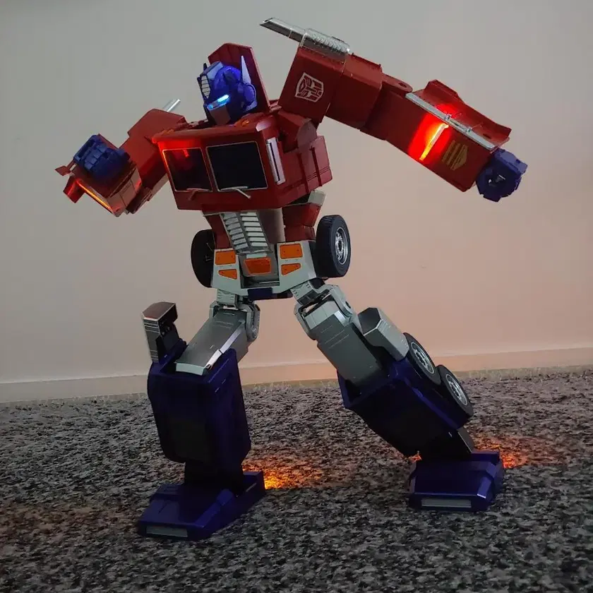 Robosense Optimus Prime, transforming robot, RC, radio control ...