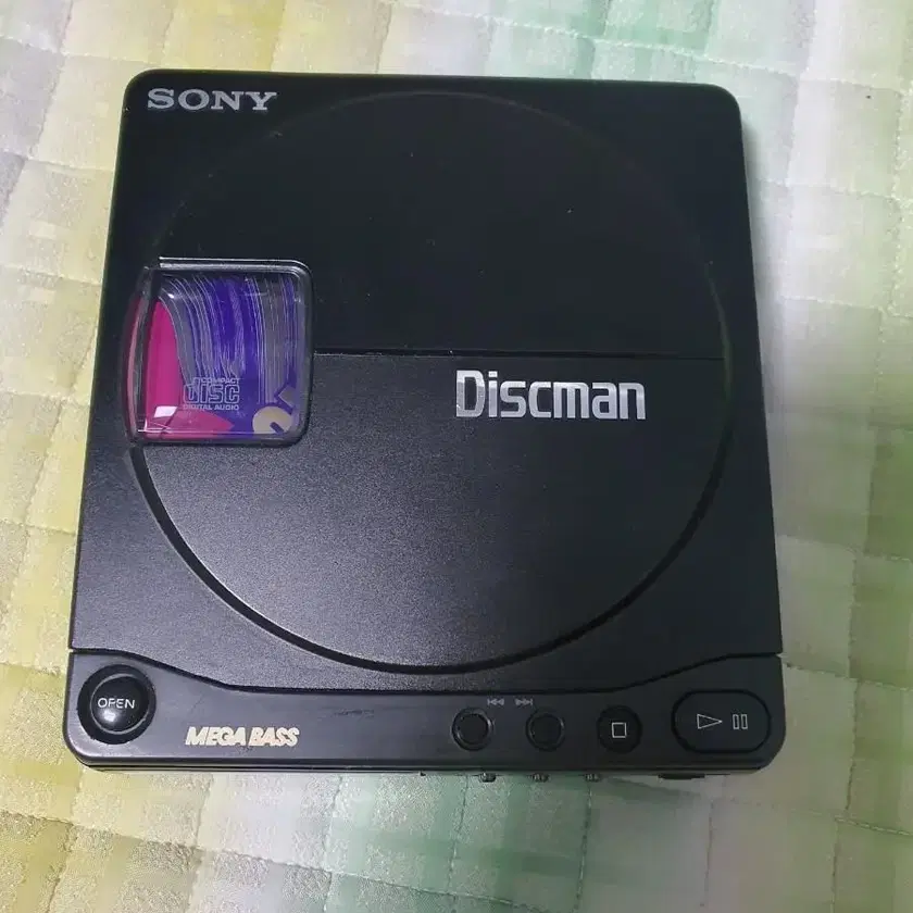 SONY | 소니 소니 디스크맨 D-90. #소니,#디스크맨,#discman,#d-90 on Bunjang Global Site.