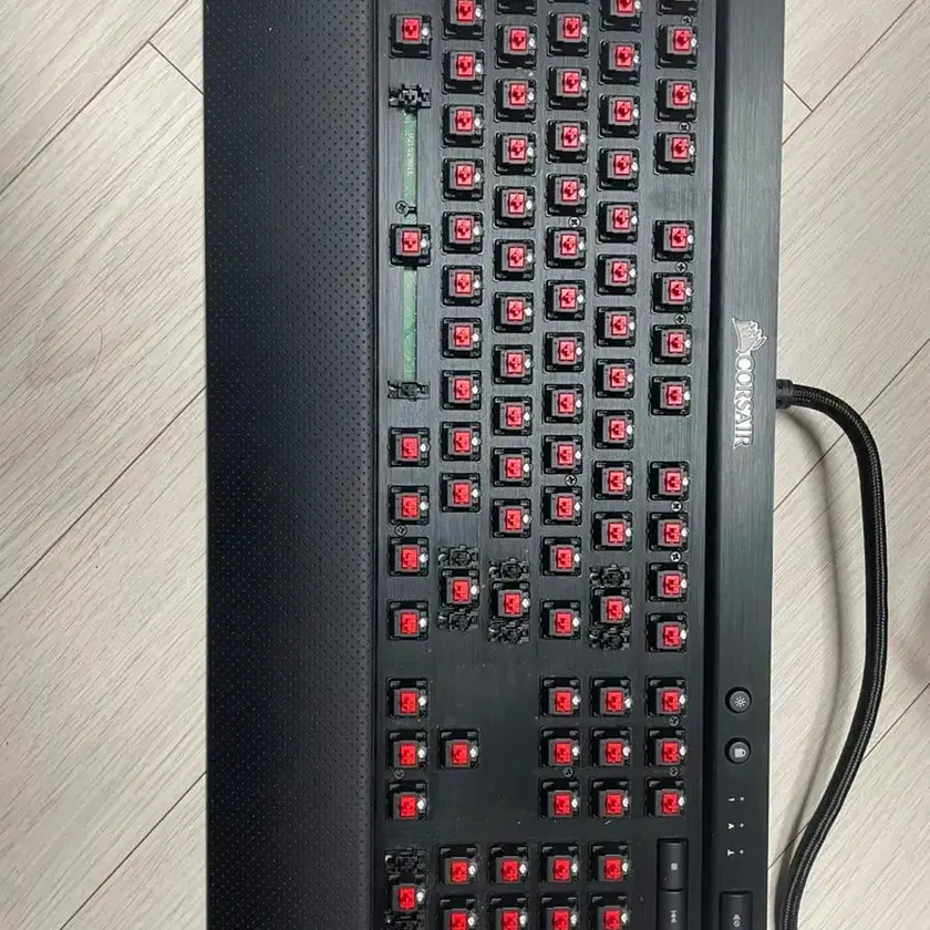 CORSAIR | 커세어 Cersair K70 LUX Stacked Board RED LED #커세어k70,#커세어키보드 on ...