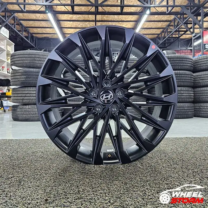 HYUNDAI Tire/Wheel 디올뉴그랜저,그랜저휠,그랜저gn7,20인치휠,블랙잉크 on Bunjang Global Site.