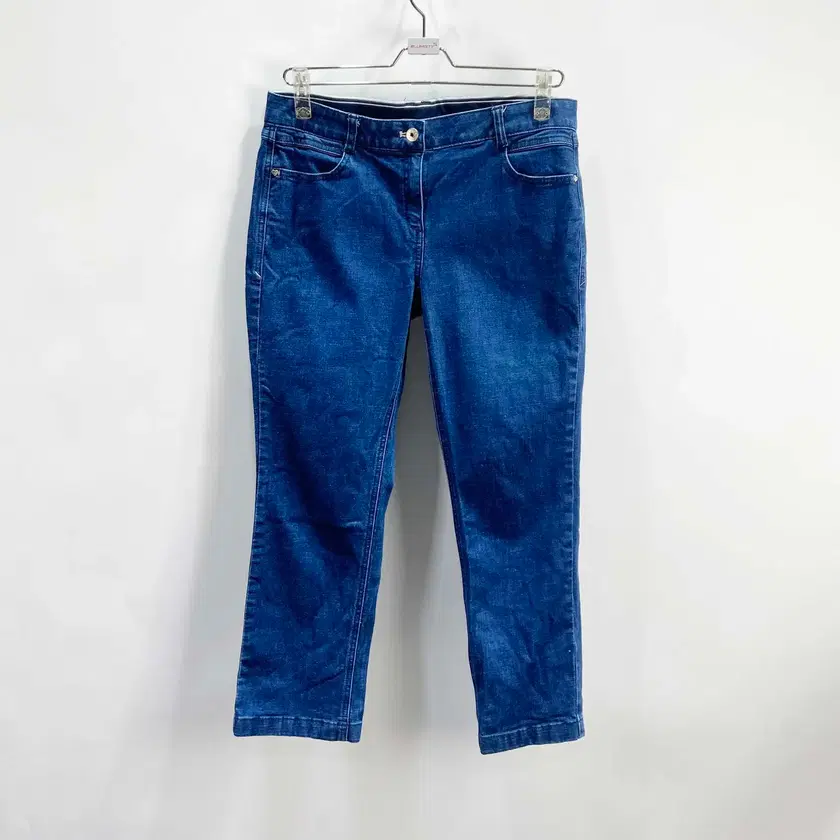 JDX 여성청바지 진청 31-32추천 by진스센스 #JDX,#여성청바지,#진청,#31-32추천,#by진스센스 on Bunjang Global Site.