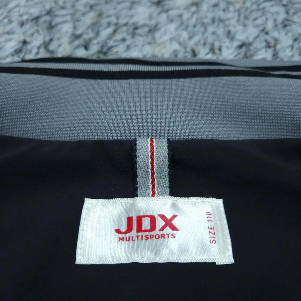 Men's Golf Apparel JDX110,남자골프웨어110,남자골프조끼110,남자봄조끼110,간절기조끼 on Bunjang Global Site.