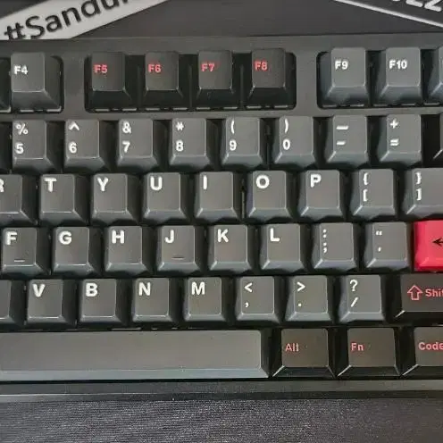 GENESIS Keyboard on Bunjang Global Site.