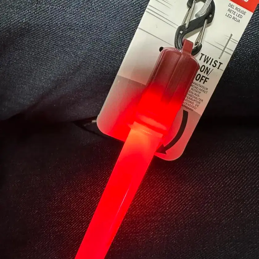 Supreme keyring Mini Glow-in-the-Dark LED Keychain Red Light (Genuine ...
