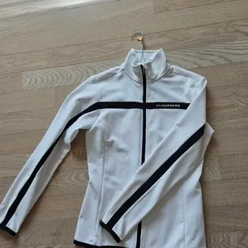 Training/Jogger Pants [object Object] on Bunjang Global Site.