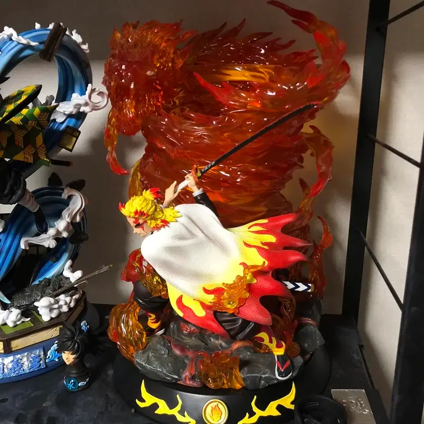 I'm selling it as Demon Slayer Magic Cube Rengoku Koju. #귀칼,#렌고쿠피규어 ...