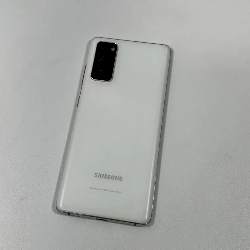 GALAXY | 갤럭시 15.9만원) 갤럭시 s20fe 화이트 128g sell해요 #SM-G781,#갤럭시S20FE,#갤S20FE on Bunjang Global Site.