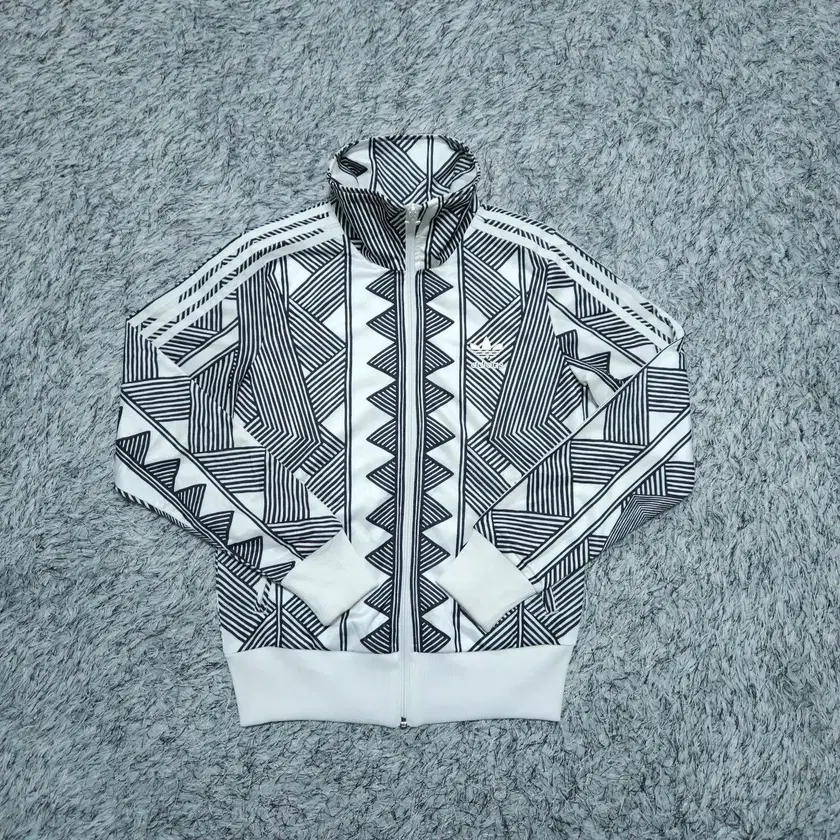 ADIDAS | 아디다스 Adidas)95 Women's Firebird Trek Top / Wangnuni Shop #아디다스 ...