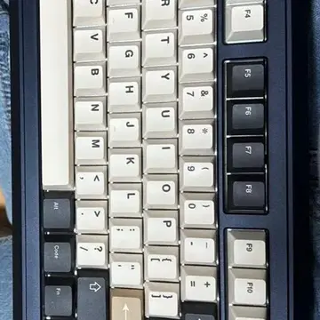 GENESIS Keyboard 제네시스8k,키보드,제네시스키보드 on Bunjang Global Site.