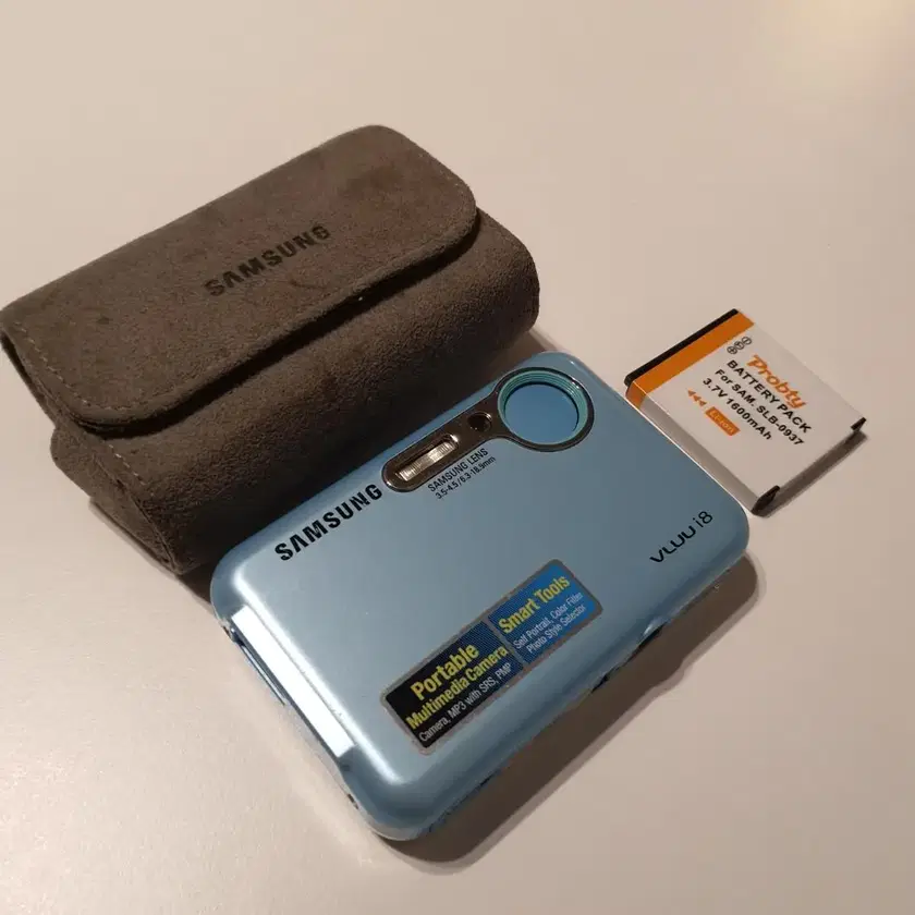 SAMSUNG | 삼성 Samsung VLUU i8 Digital Camera (2) #삼성디카,#삼성i8 on Bunjang Global Site.