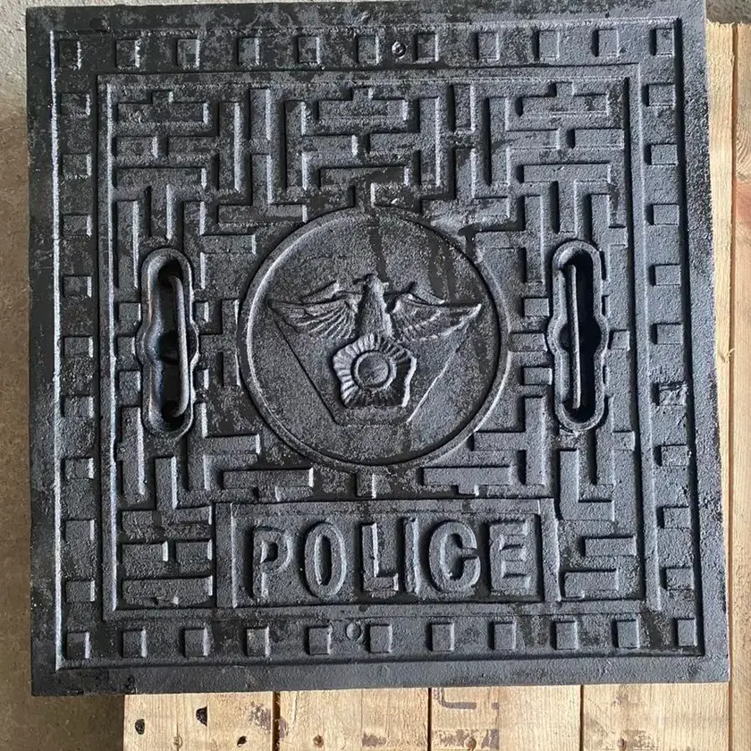 Police manhole traffic light manhole #경찰청맨홀,#맨홀뚜껑,#신호등맨홀,#맨홀,#철판 on ...