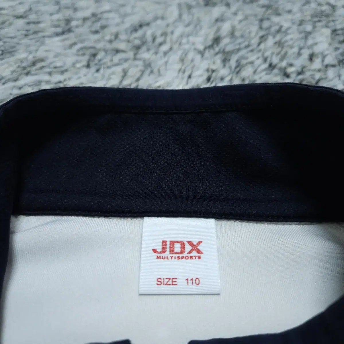 Training/Sweat Suit 남자트레이닝110,남자트레이닝105,트레이닝상의110,트레이닝상의105,남자운동집업 on Bunjang Global Site.