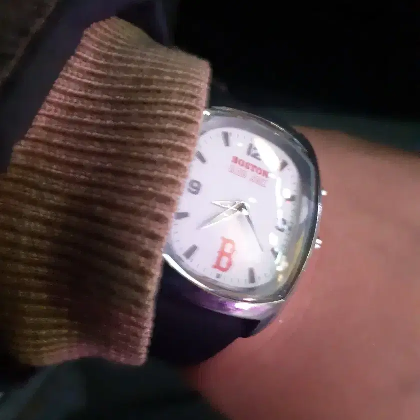 MLB Rare item USA MLB Major League Baseball watch on Bunjang Global Site.