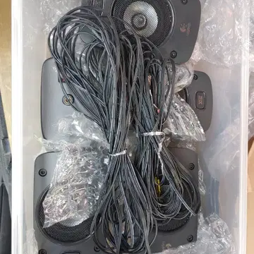 LOGITECH USB/Cable/Speaker 스피커,로지텍,Z906 on Bunjang Global Site.