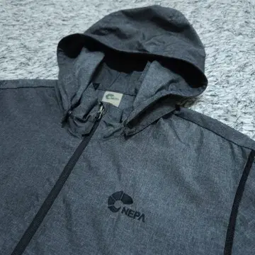 NEPA Men's Hiking Clothing 네파바람막이95,남자바람막이95,등산바람막이95,등산자켓95,경량바람막이95 on Bunjang Global Site.