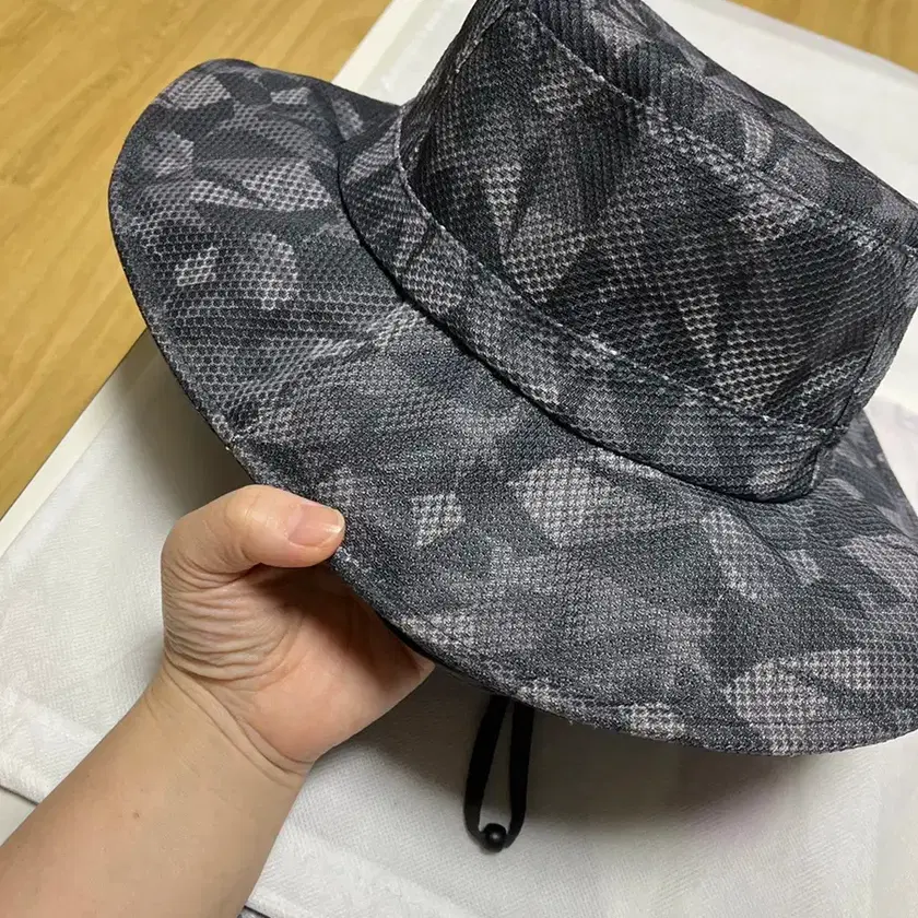 Men's Hiking Clothing [object Object],[object Object],[object Object] on Bunjang Global Site.