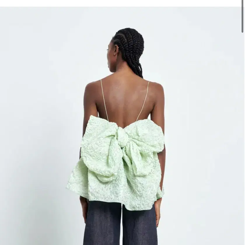 Ceciliebansen 24SS Mint Blouse Veronica Top worn by Vahn Yoon #세실리에반센 ...