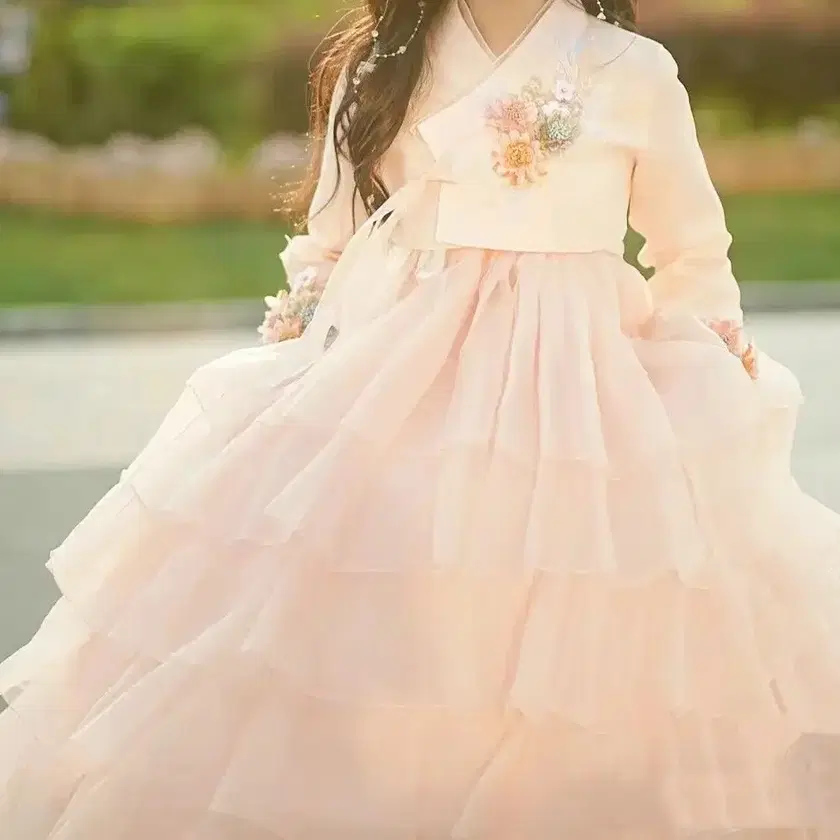 Graduation photo Hanbok rental, Jolsa Hanbok, Jolsa concept #졸업사진대여,#졸업 ...