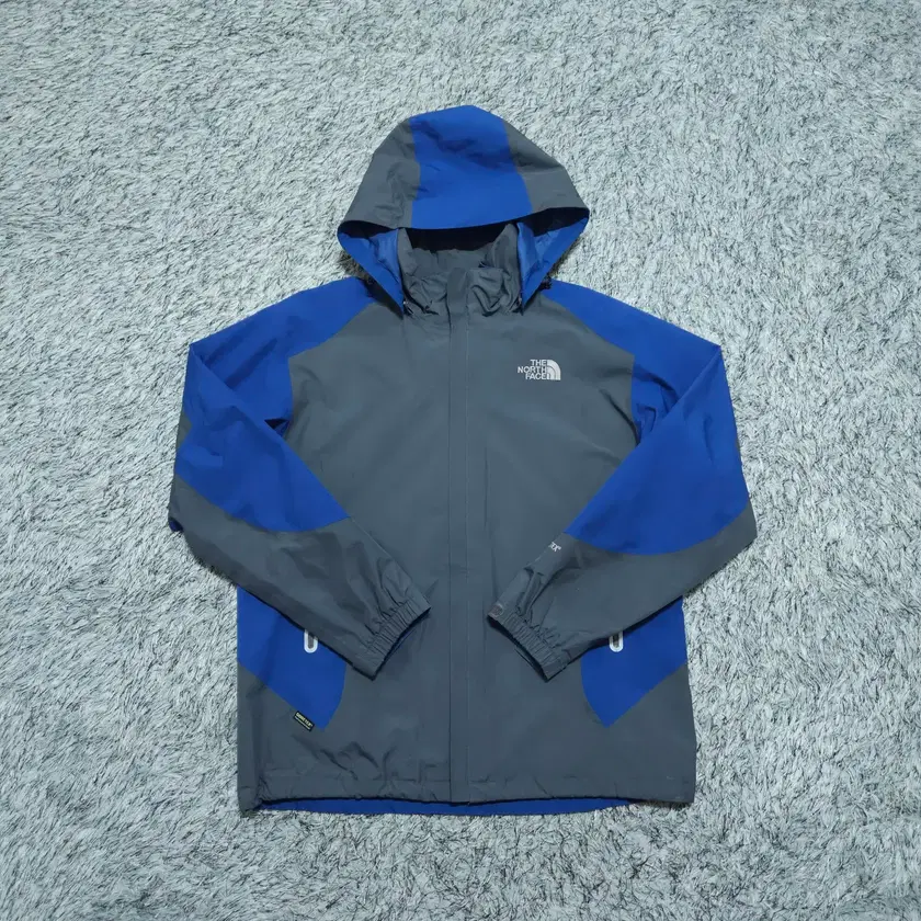 THE NORTH FACE Jacket [object Object],[object Object],[object Object ...