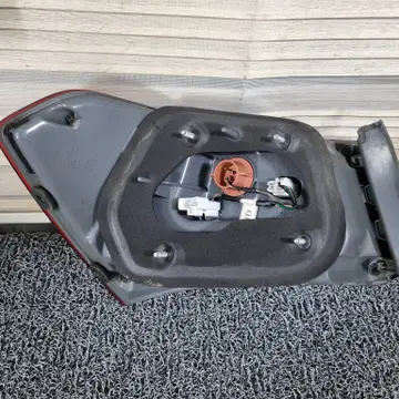 Car Part K7,K7후미등,K71세대후미등,운전석후미등,모든자동차부품 on Bunjang Global Site.