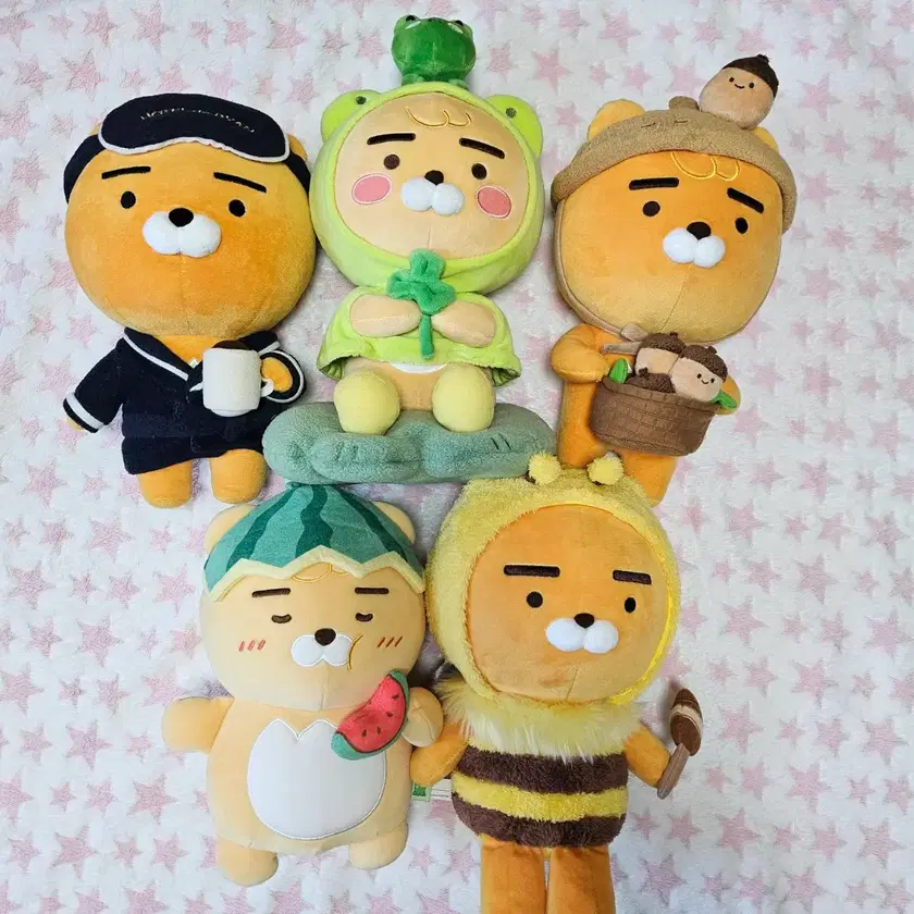 KAKAOFRIENDS Figures/Dolls 라이언,카카오프렌즈,춘식이,카카오 on Bunjang Global Site.