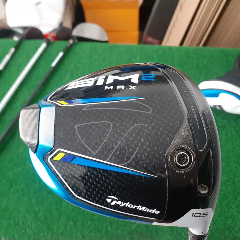 TAYLORMADE Golf Clubs on Bunjang Global Site.