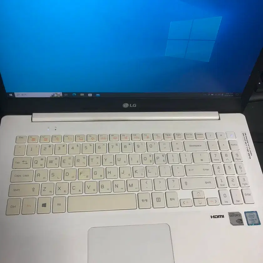 LG | LG전자 LG Gram 15U56 on Bunjang Global Site.