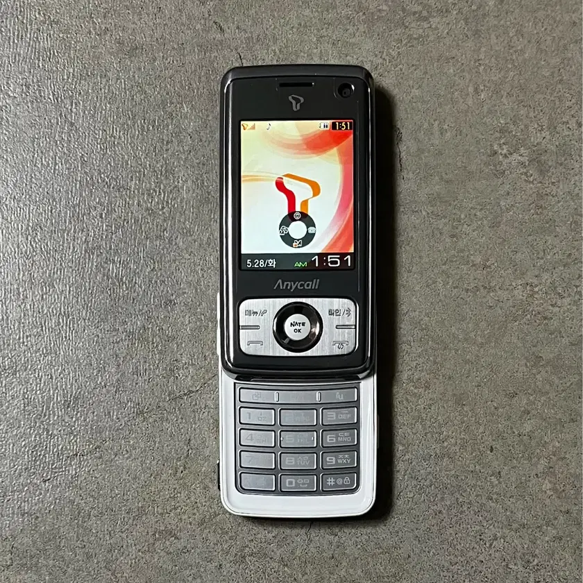 Sell New Samsung EchoPhone 3G Phone SCH-W510 on Bunjang Global Site.