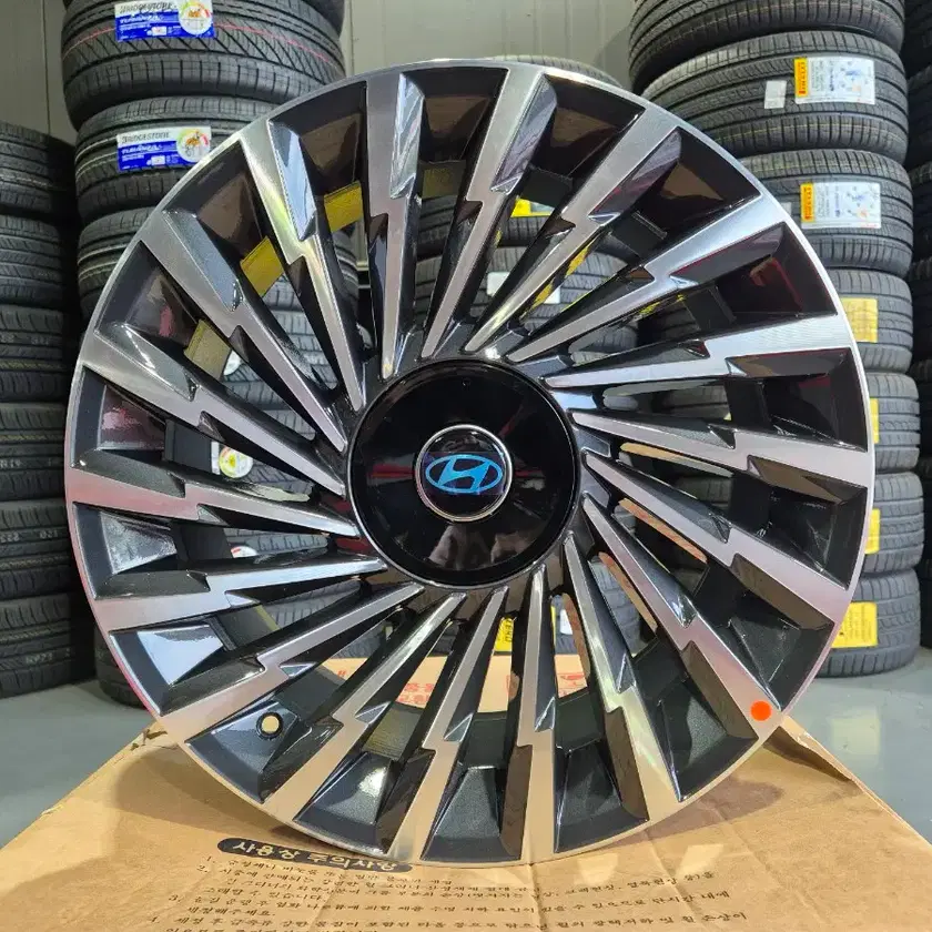 HYUNDAI | 현대 Hyundai Grandeur GN7 19 inch lightning wheels for sale #그랜저20인치휠,#그랜저번개휠,#그랜저19인치휠 ...