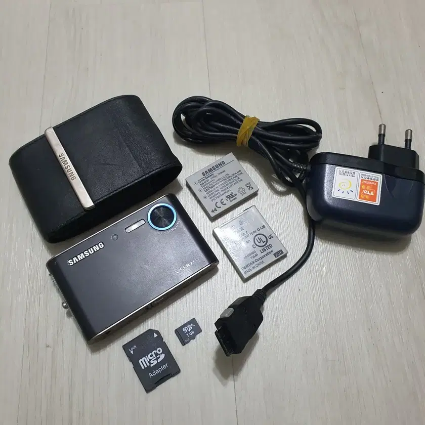 SAMSUNG | 삼성 Samsung VLUU NV3 Deca #삼성nv3,#nv3,#삼성디카,#디카,#디지털카메라 on Bunjang Global Site.