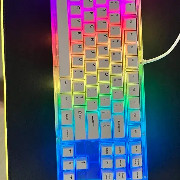 Keyboard #Bsun on Bunjang Global Site.