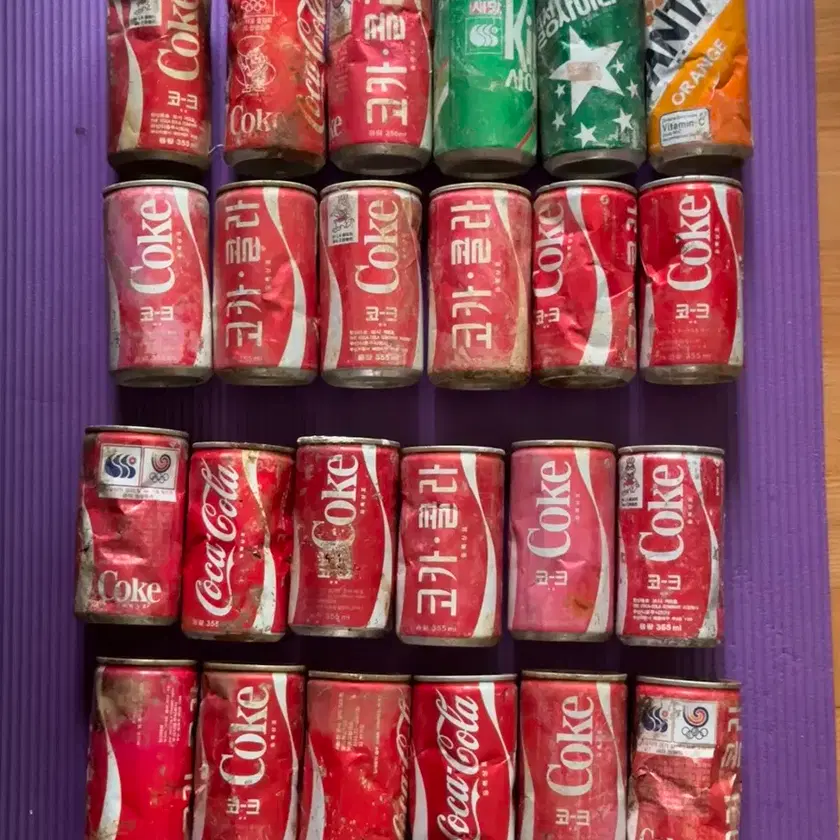 Old Coca-Cola cans 80s #코카콜라,#옛날캔 on Bunjang Global Site.