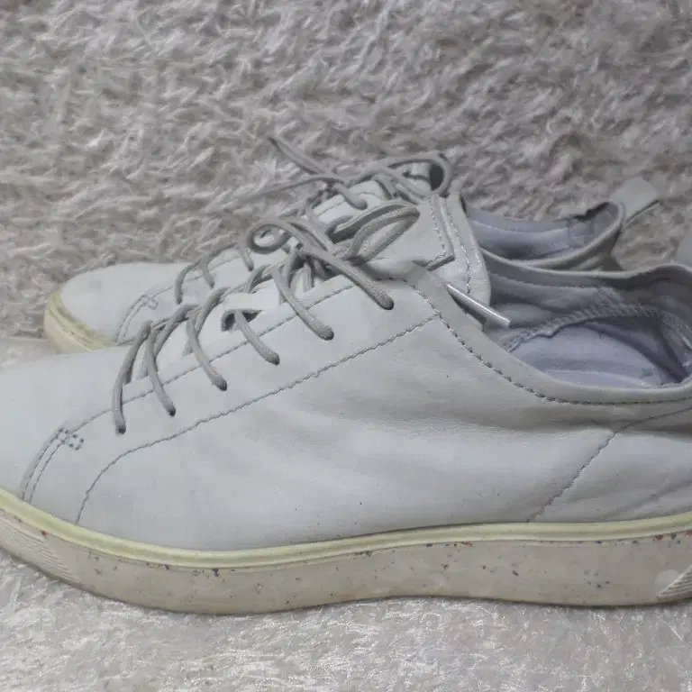 ECCO | 에코 FLUFFY GUEZE 260 ECO ECCO sneakers sneakers used shoes on ...