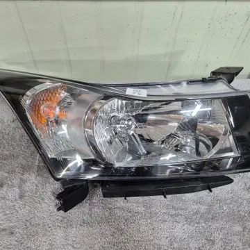 Car Part 뉴쏘렌토R,쏘렌토R브레이크등,뉴쏘렌토R후미등,뉴쏘렌토R데로등,모든자동차부품 on Bunjang Global Site.